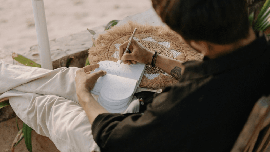 7 Alasan Kenapa Harus Menulis Quotes, Penting Banget!